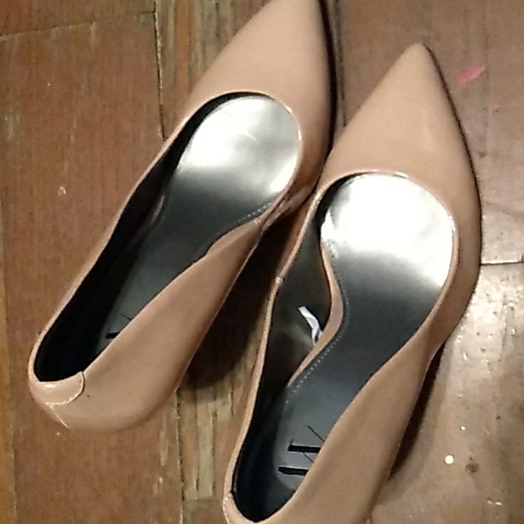 Worthington | Shoes | High Heel Natural Colored Size 7 Stilettos | Poshmark